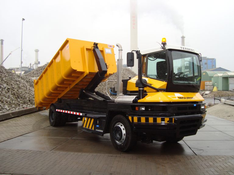Terminal Tractors - Global Port Equipment