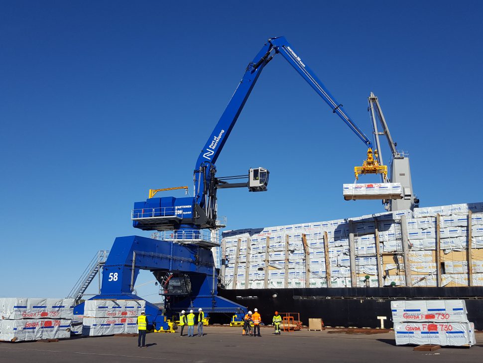 Mantsinen 200 HybriLift® - Global Port Equipment